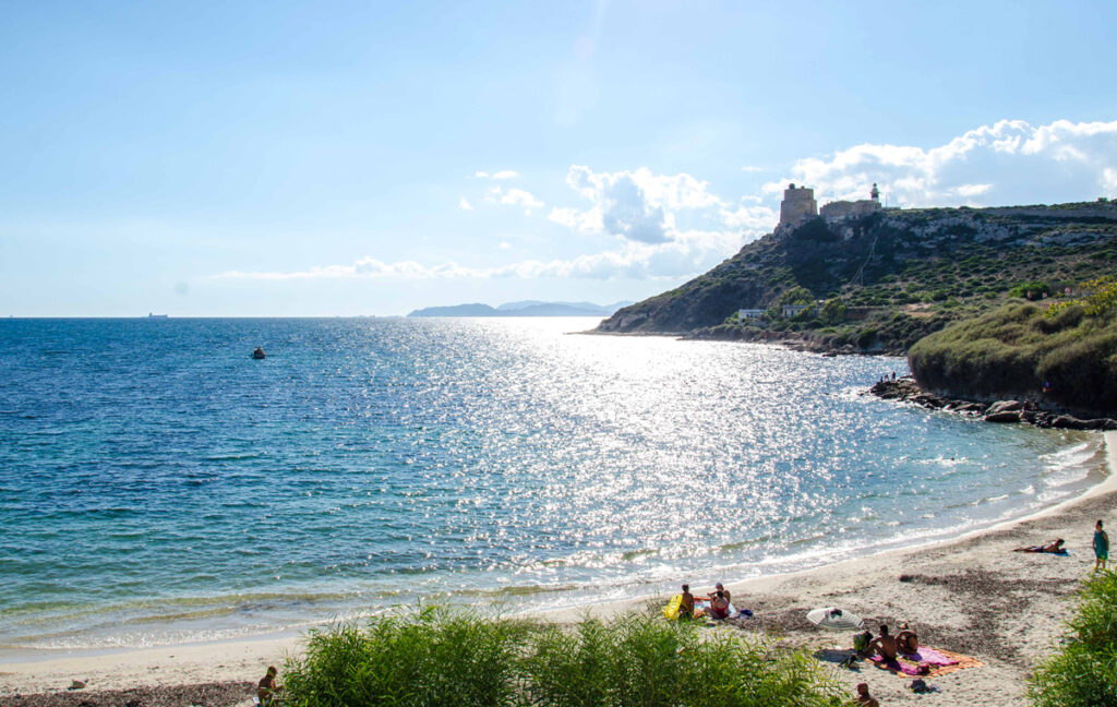 Spiaggia di Calamosca - Sardegna Country. Visita la Sardegna